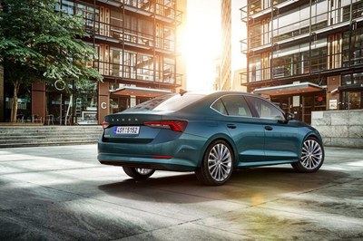 Enduro S.R.L. | Mai spatioasa, mai conectata, mai emotionala: noua ...